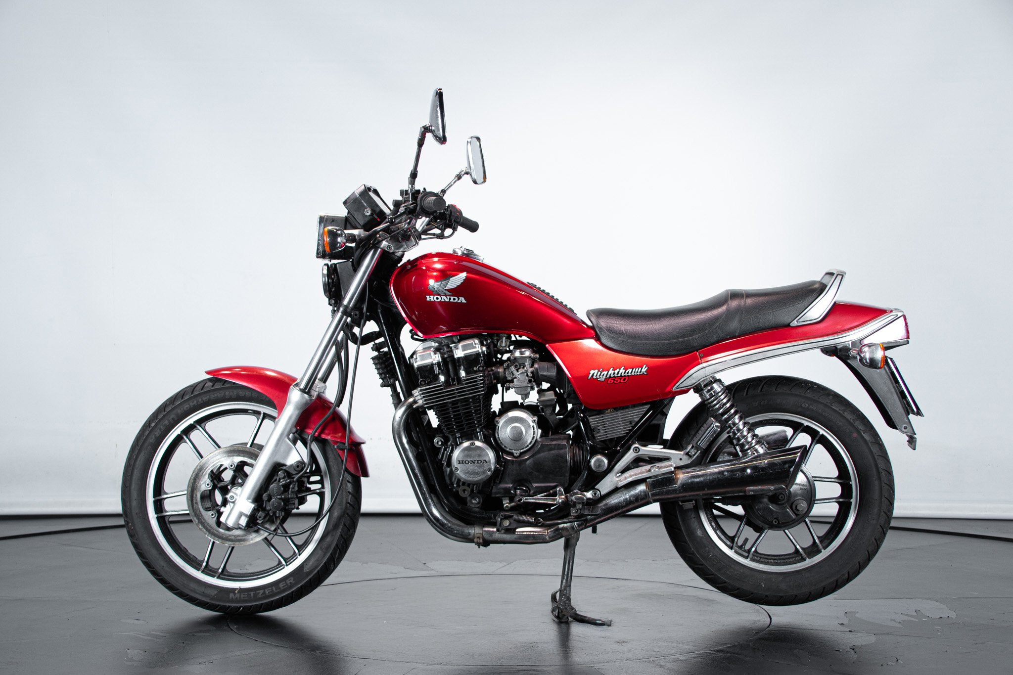 Honda 650 NIGHTHAWK - BIDaBIKE
