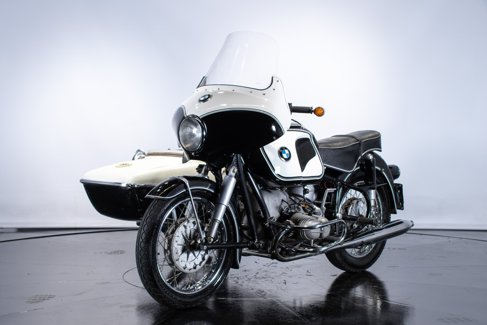 BMW R69S Sidecar - BIDaBIKE